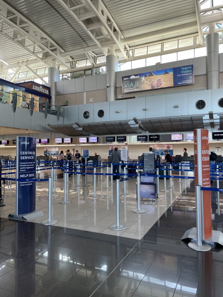 Advice for Reducing Airport Stress When Traveling with a School Group ...